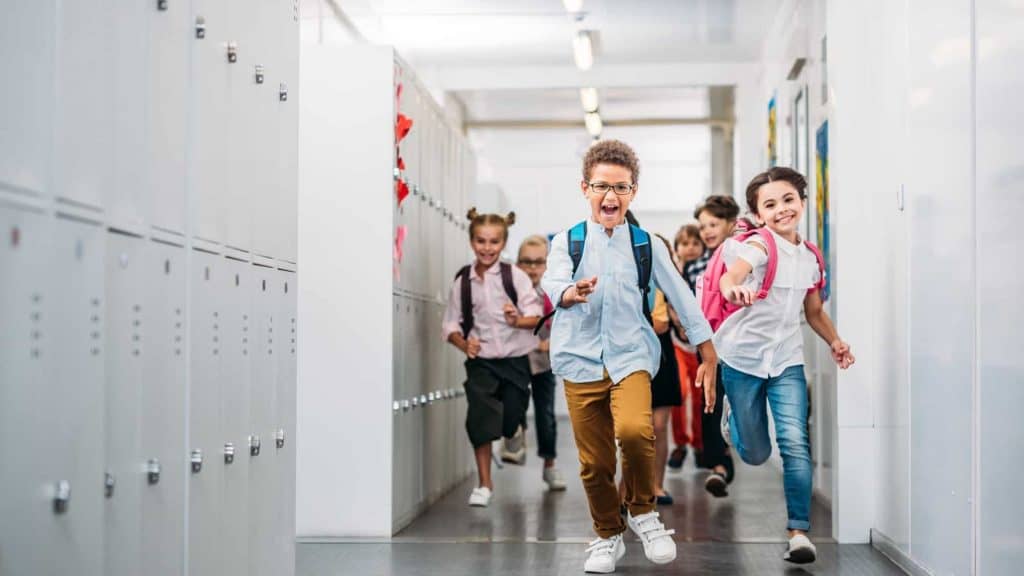 Tips for successfully moving schools